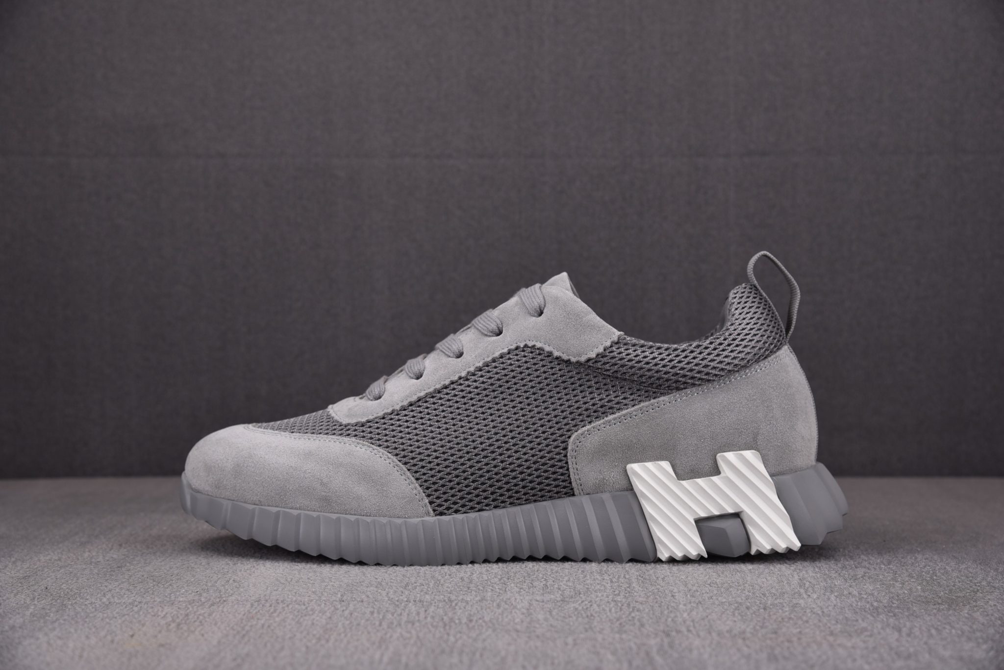 HERMES Bouncing Grey – FLAMLUXURY